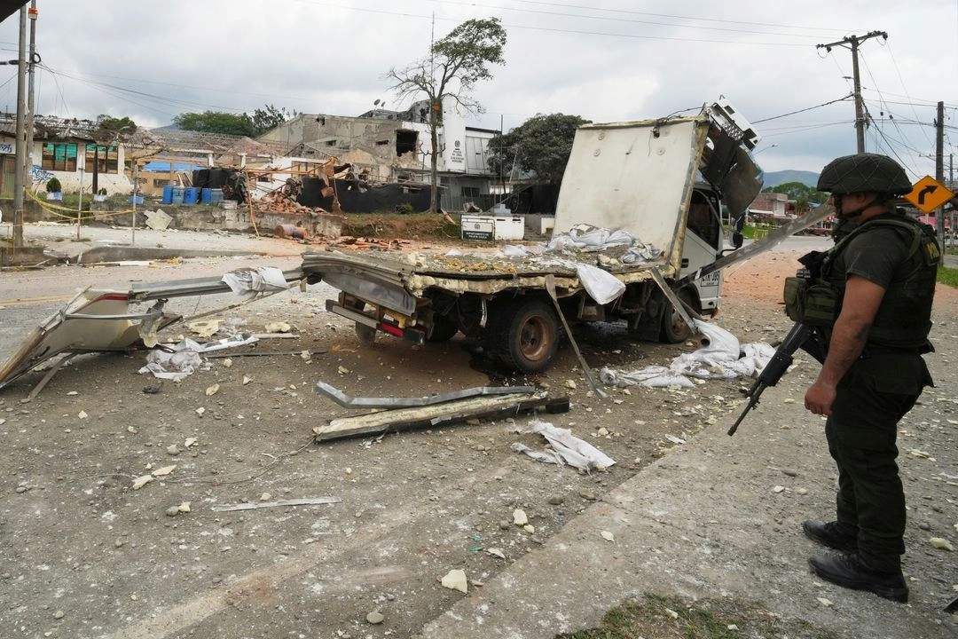 Explosión en Colombia deja una mujer muerta y cinco heridos - Cadena LATAM
